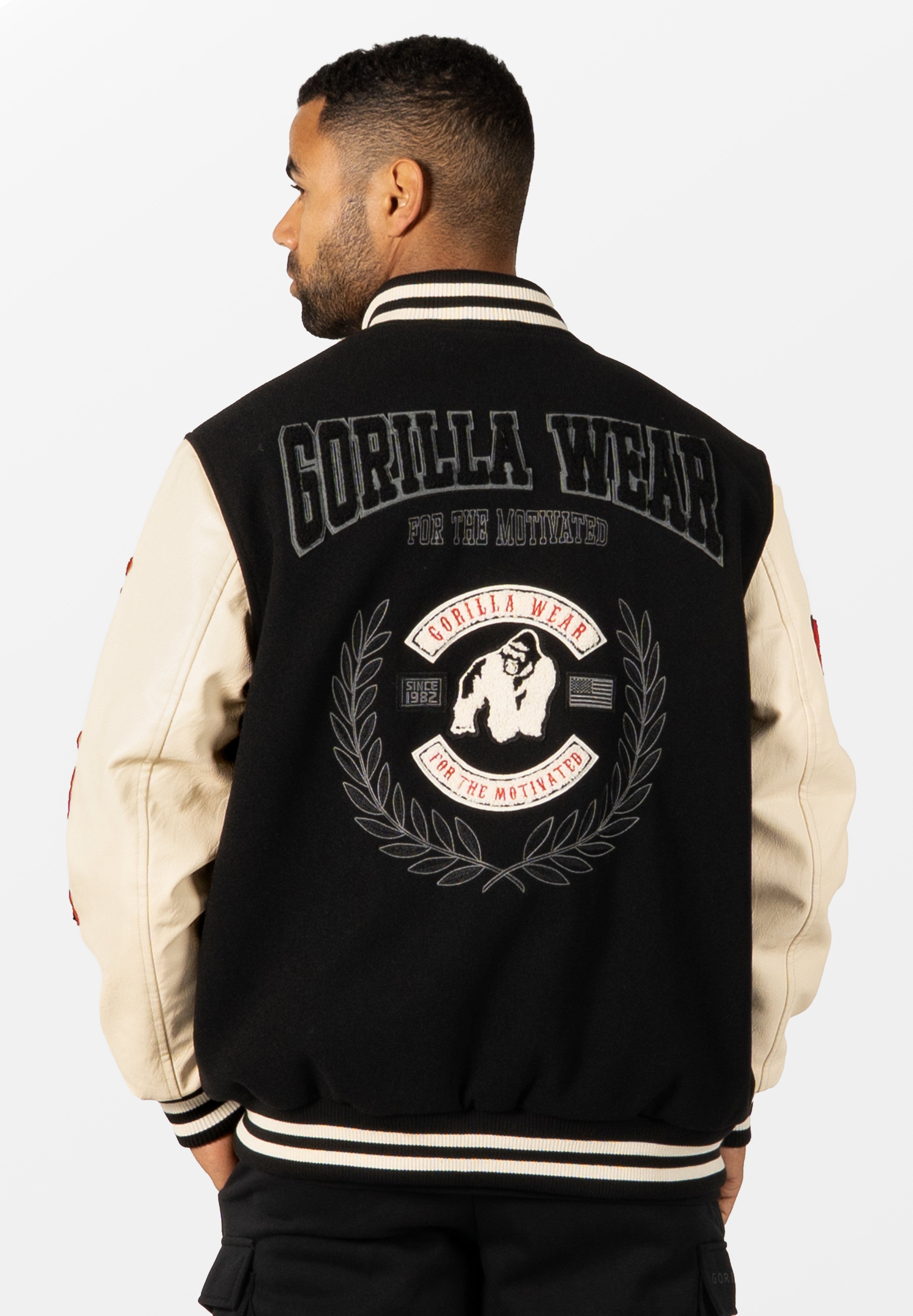 Gorilla Wear Saint Louis Varsity Jacket - Zwart - L | Fitwinkel.be